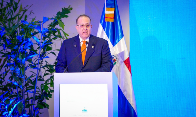 Gobierno presenta plan para impulsar el crecimiento y afrontar la ...