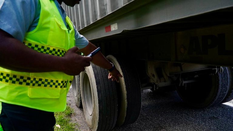 Digesett fortalece la seguridad vial con supervisión a camiones – ACN ...